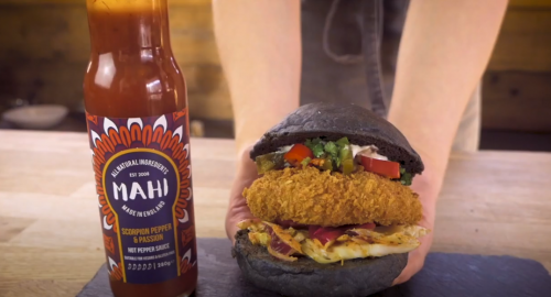 Hot Chick Burger – MAHI
